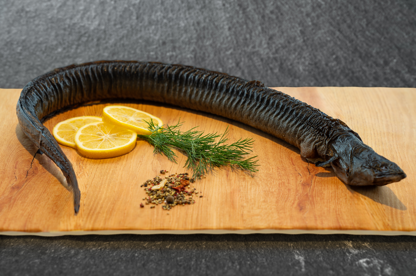 Frisch geräucherter Aal | Räucherfisch | Frisch Fisch Direkt ...